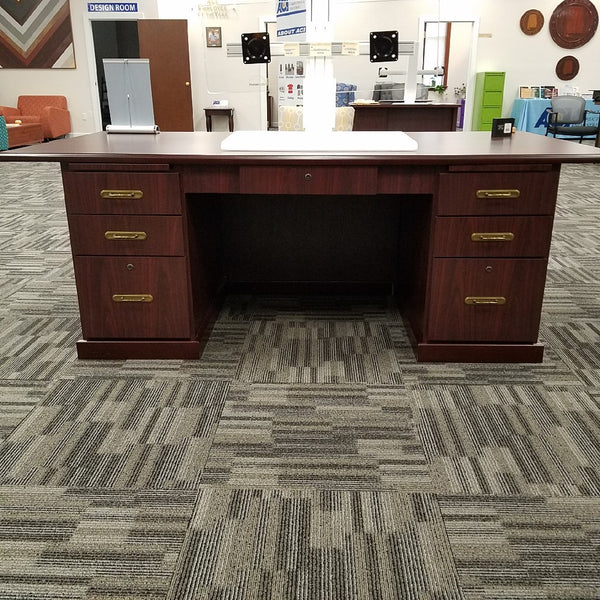 Senior Executive Mahogany Desk | Alabama Correctional Industries